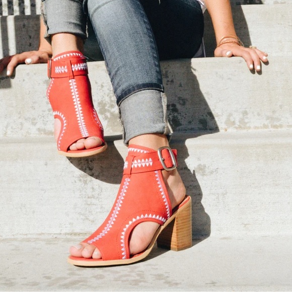 Very Volatile | Shoes | Very Volatile In All The Right Places Red Block ...